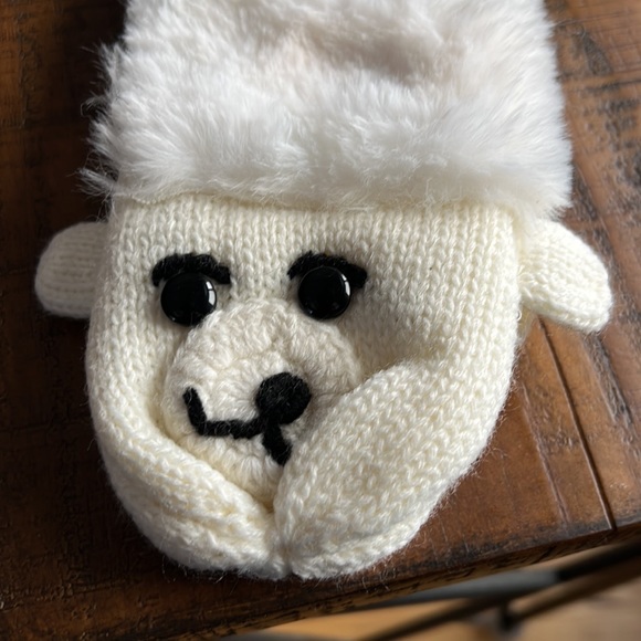 Howard's Critter Mittens | Accessories | New Howards Polar Bear Critter ...